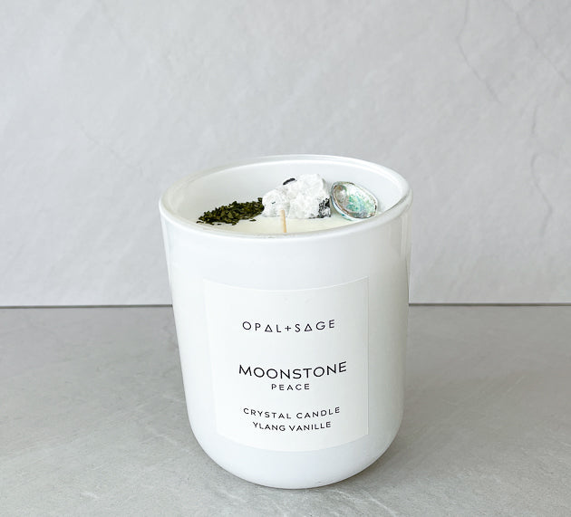 Moonstone Dream Crystal Candle – Magical You